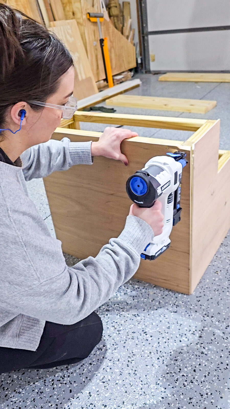 DIY Dog Steps - Cedar Hill Builder