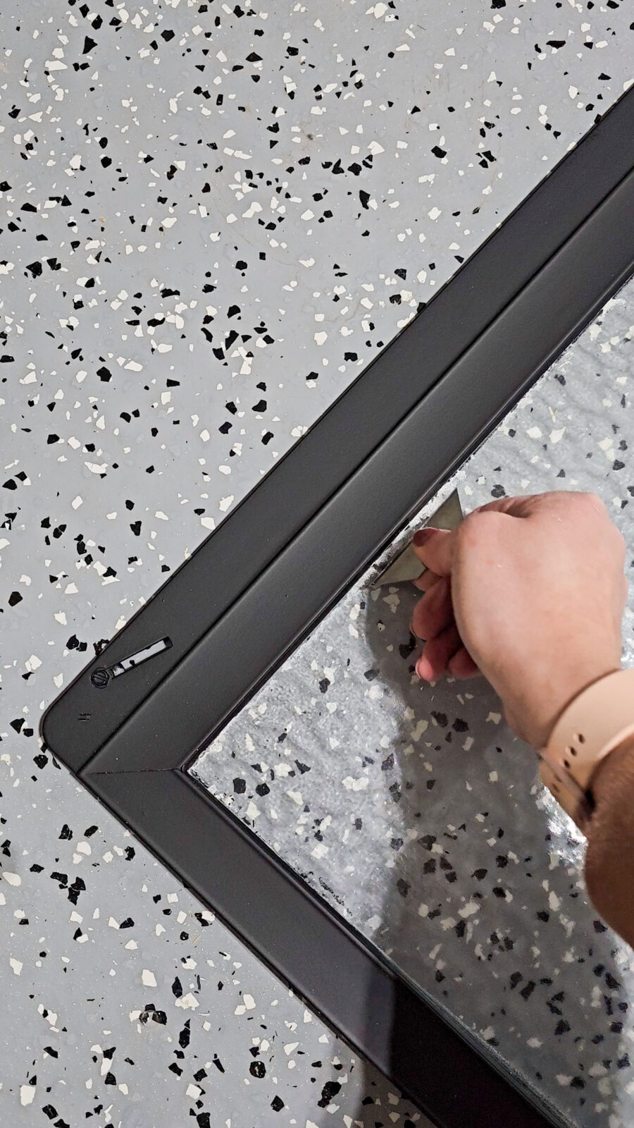 How to Paint Shower Doors - Cedar Hill Builder