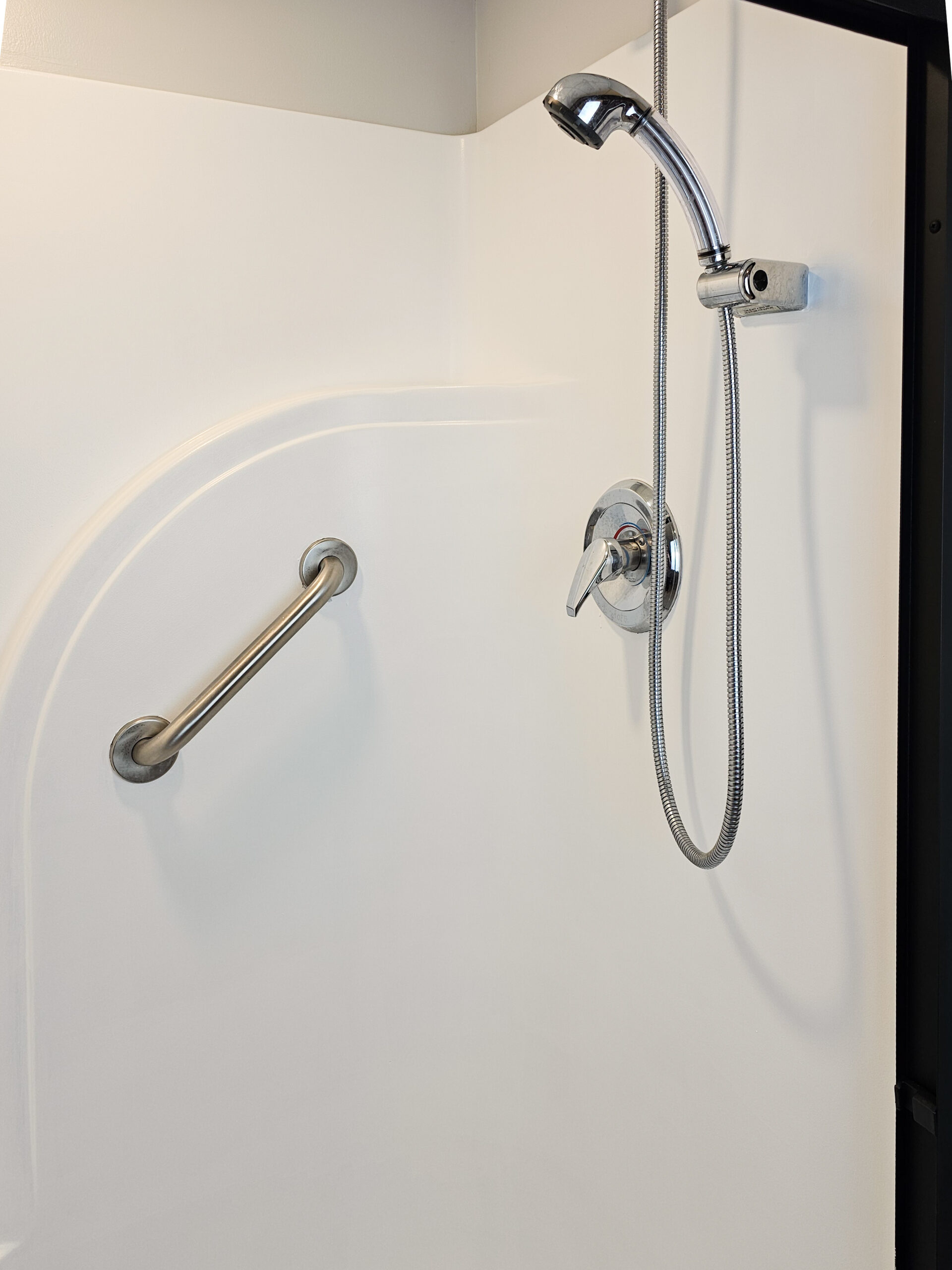 How to Paint a Shower or Tub - Cedar Hill Builder