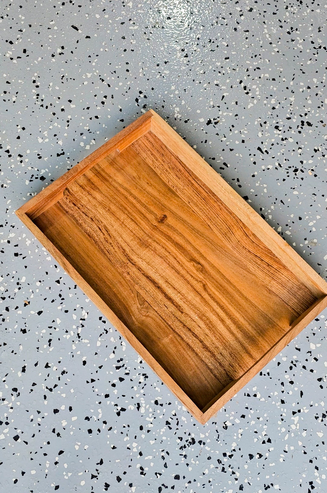 checkered-tray-diy-cedar-hill-builder