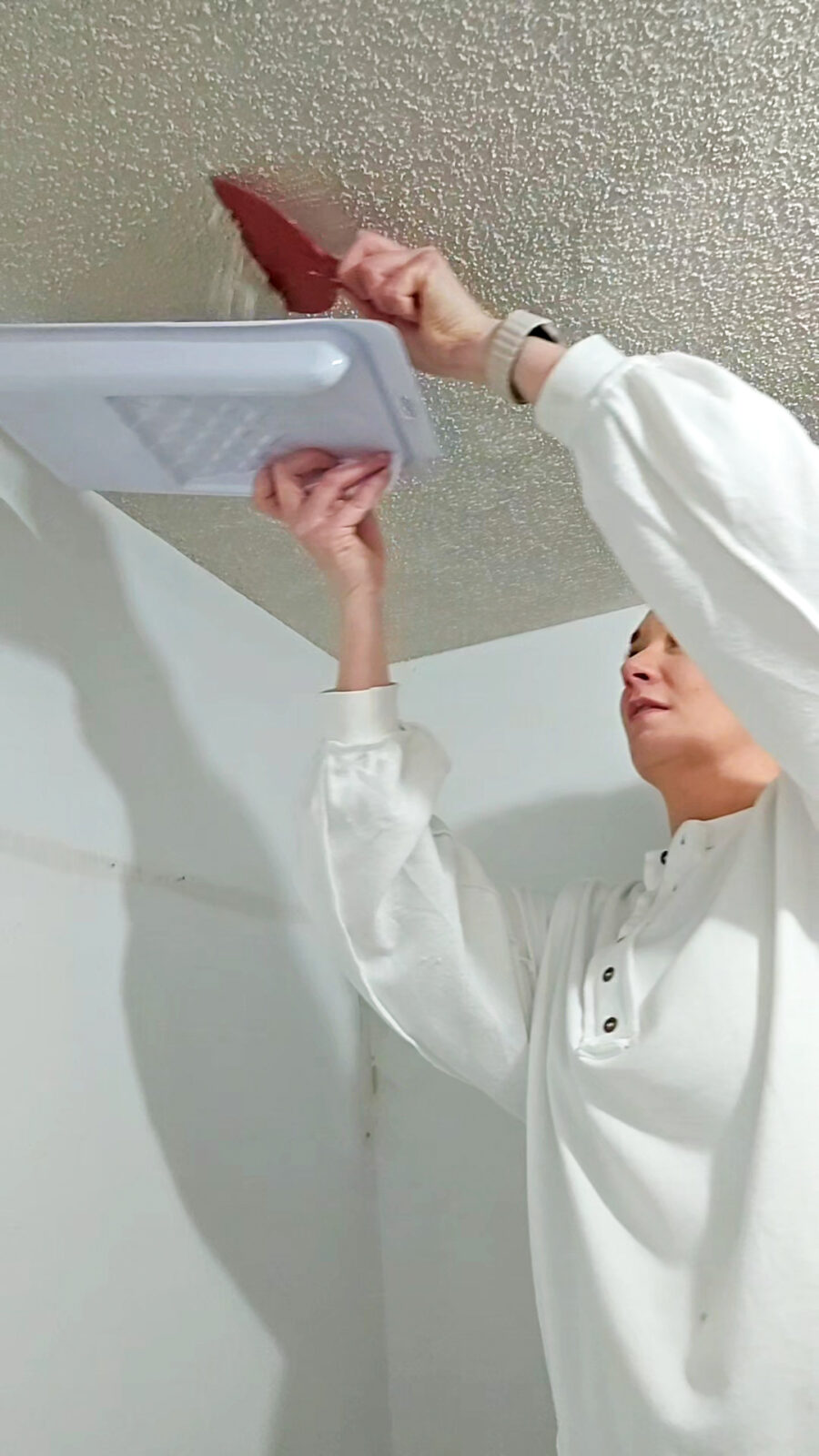How to Remove a Popcorn Ceilings - Cedar Hill Builder