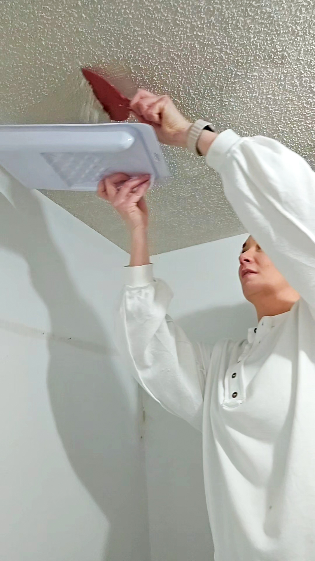 How to Remove a Popcorn Ceilings - Cedar Hill Builder